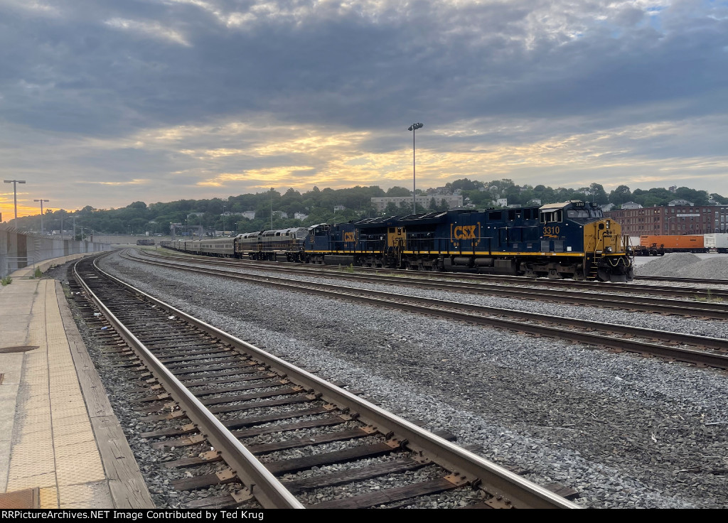 CSX 3310 & 3271 lead CSX 1 & 2 and the OCS